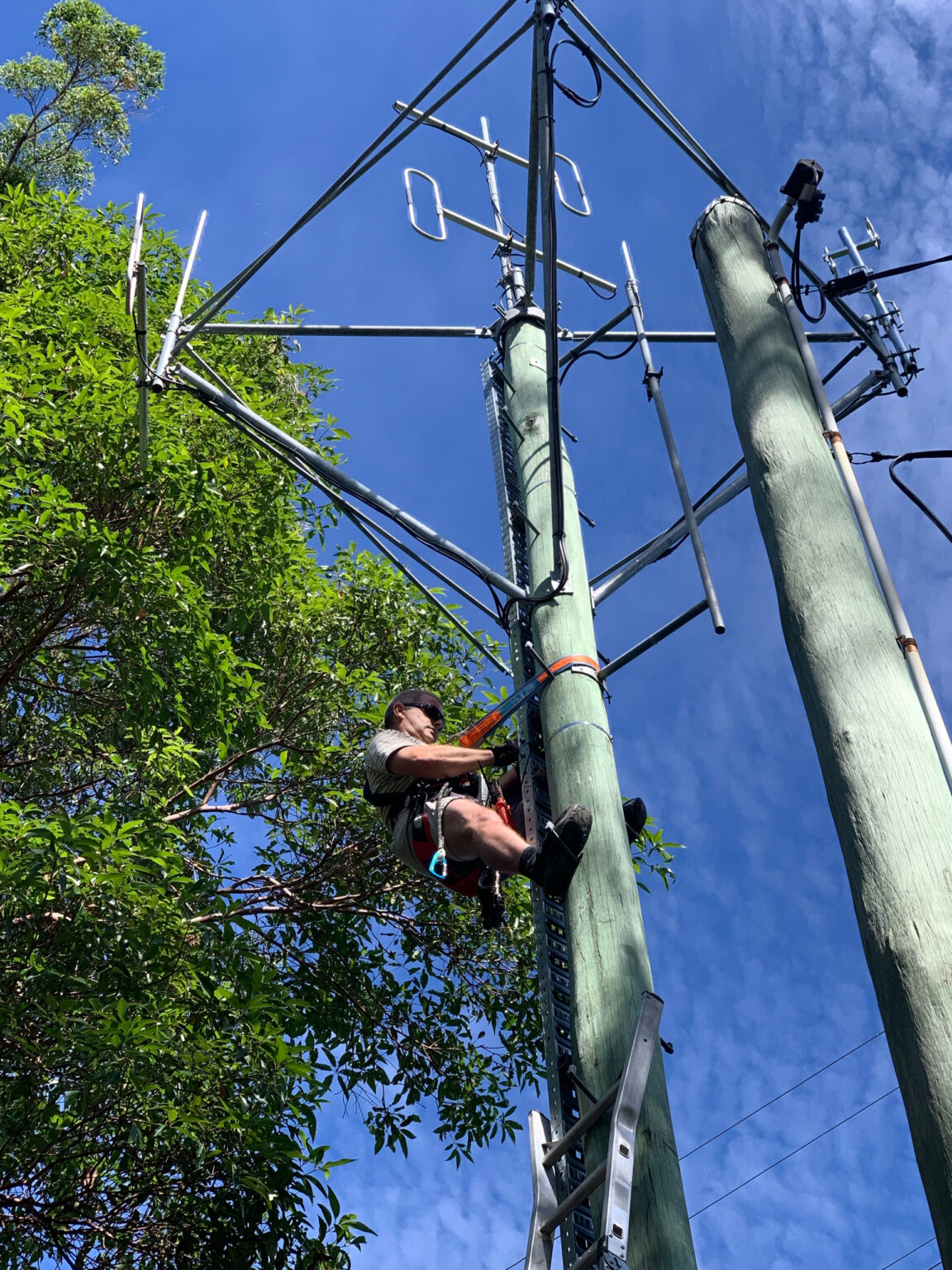 Wongawallan Hill – Gold Coast Amateur Radio Society Inc.